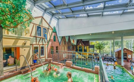 Badebucht Wedel - Erlebnisbad | Holstein Tourismus